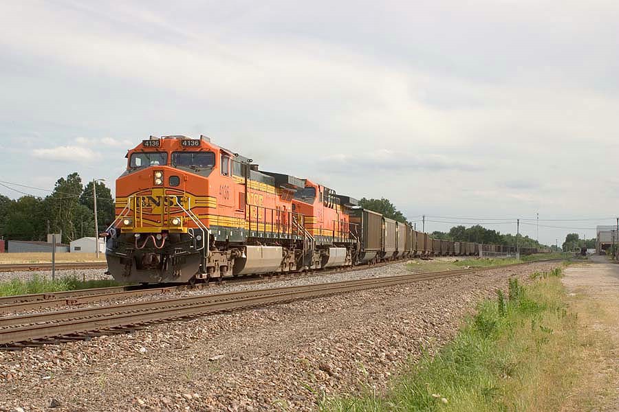 BNSF 4136